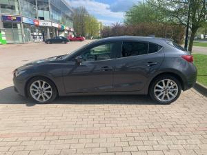 Grey Mazda 3 2016 in Riga, with an engine capacity of 2.20 L and mileage of 158 thousand km for 5000 €, photo 3 on AUTOMOTO.COM.LV