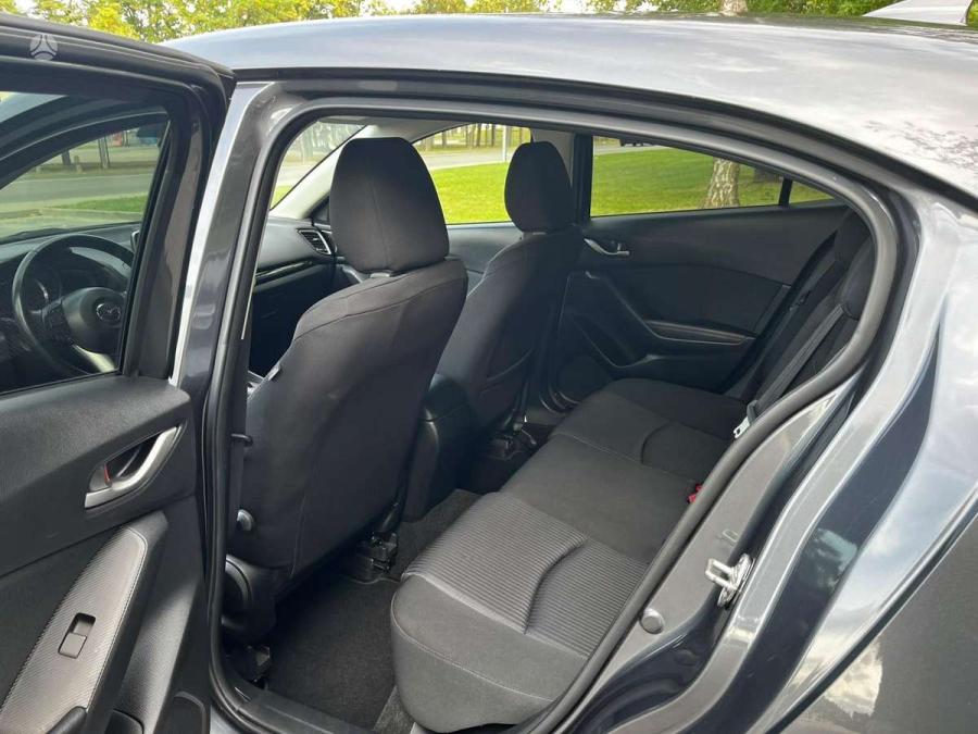 Pelēks Mazda 3 2016 Marijampole, ar dzinēja tilpumu 2.00 L un nobraukumu 166 tūkst. km par 8300 €, foto 15 vietnē AUTOMOTO.COM.LV