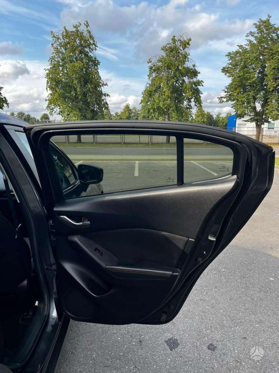 Pelēks Mazda 3 2016 Marijampole, ar dzinēja tilpumu 2.00 L un nobraukumu 166 tūkst. km par 8300 €, foto 16 vietnē AUTOMOTO.COM.LV