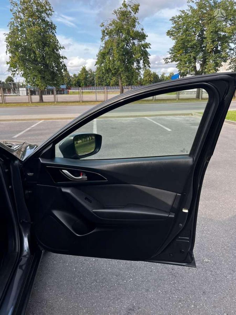 Pelēks Mazda 3 2016 Marijampole, ar dzinēja tilpumu 2.00 L un nobraukumu 166 tūkst. km par 8300 €, foto 17 vietnē AUTOMOTO.COM.LV