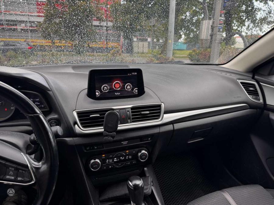 Grey Mazda 3 2018 in Vilnius, with an engine capacity of 2.00 L and mileage of 193 thousand km for 6500 €, photo 1 on AUTOMOTO.COM.LV