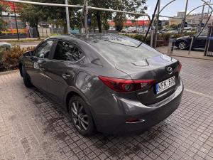Grey Mazda 3 2018 in Vilnius, with an engine capacity of 2.00 L and mileage of 193 thousand km for 6500 €, photo 5 on AUTOMOTO.COM.LV