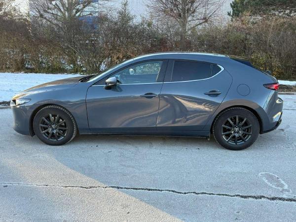 Grey Mazda 3 2019 in Taurage, with an engine capacity of 1.76 L and mileage of 149 thousand km for 12600 €, photo 6 on AUTOMOTO.COM.LV