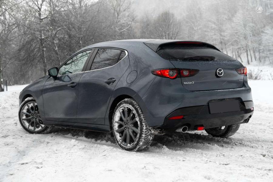 Pelēks Mazda 3 2019 Viļņa, ar dzinēja tilpumu 2.49 L un nobraukumu 104 tūkst. km par 16999 €, foto 7 vietnē AUTOMOTO.COM.LV
