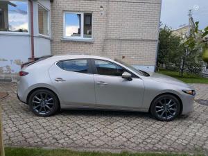 Pelēks Mazda 3 2022 Kauņa, ar dzinēja tilpumu 2.49 L un nobraukumu 15 tūkst. km par 18500 €, foto 3 vietnē AUTOMOTO.COM.LV