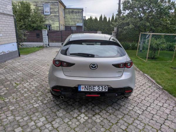 Pelēks Mazda 3 2022 Kauņa, ar dzinēja tilpumu 2.49 L un nobraukumu 15 tūkst. km par 18500 €, foto 3 vietnē AUTOMOTO.COM.LV