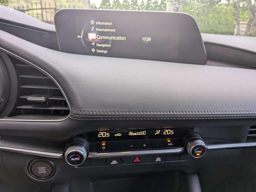Pelēks Mazda 3 2022 Kauņa, ar dzinēja tilpumu 2.49 L un nobraukumu 15 tūkst. km par 18500 €, foto 11 vietnē AUTOMOTO.COM.LV