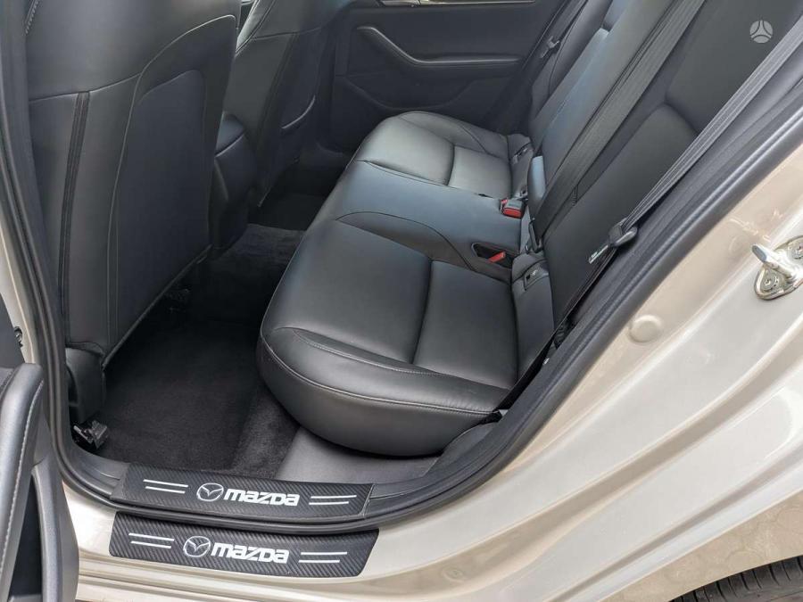 Pelēks Mazda 3 2022 Kauņa, ar dzinēja tilpumu 2.49 L un nobraukumu 15 tūkst. km par 18500 €, foto 15 vietnē AUTOMOTO.COM.LV