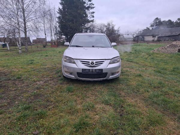 Grey Mazda 3 2005 in Radviliskis, with an engine capacity of 2.00 L and mileage of 150 thousand km for 600 €, photo 1 on AUTOMOTO.COM.LV