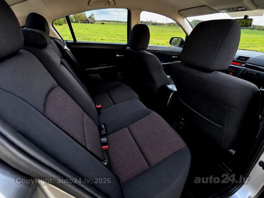 Pelēks Mazda 3 2005 Tartu, ar dzinēja tilpumu 1.60 L un nobraukumu 130 tūkst. km par 990 €, foto 7 vietnē AUTOMOTO.COM.LV