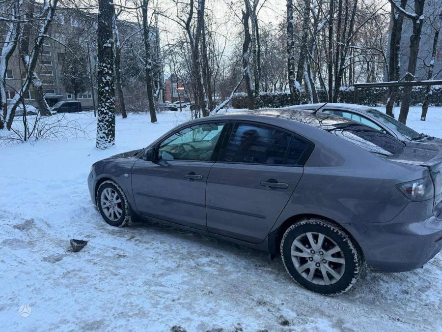 Pelēks Mazda 3 2006 Kauņa, ar dzinēja tilpumu 1.60 L un nobraukumu 203 tūkst. km par 1750 €, foto 7 vietnē AUTOMOTO.COM.LV