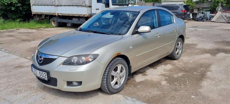 Grey Mazda 3 2007 in Vilnius, with an engine capacity of 1.60 L and mileage of 72 thousand km for 1250 €, photo 3 on AUTOMOTO.COM.LV