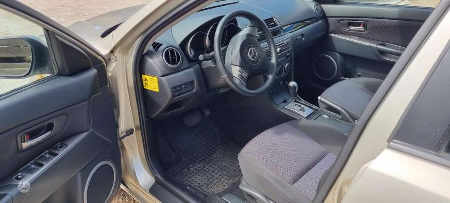Grey Mazda 3 2007 in Vilnius, with an engine capacity of 1.60 L and mileage of 72 thousand km for 1250 €, photo 5 on AUTOMOTO.COM.LV