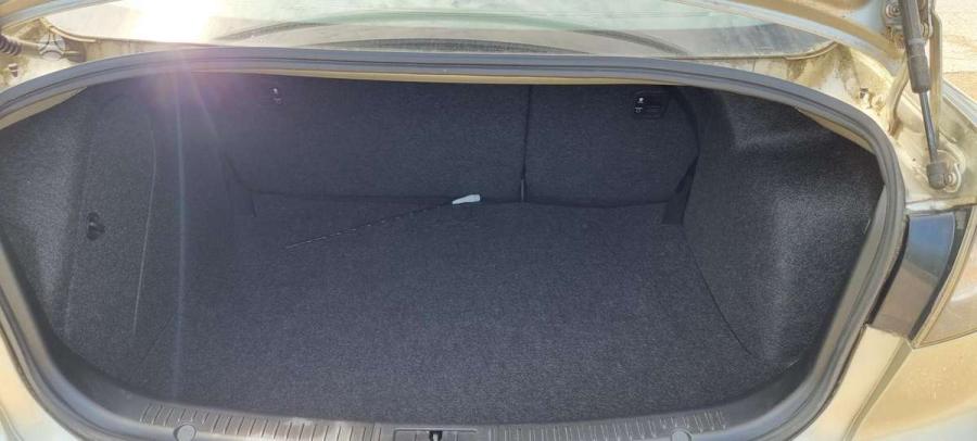Grey Mazda 3 2007 in Vilnius, with an engine capacity of 1.60 L and mileage of 72 thousand km for 1250 €, photo 9 on AUTOMOTO.COM.LV
