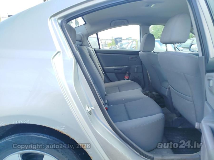 Grey Mazda 3 2007 in Tallinn, with an engine capacity of 1.60 L and mileage of 173 thousand km for 499 €, photo 8 on AUTOMOTO.COM.LV