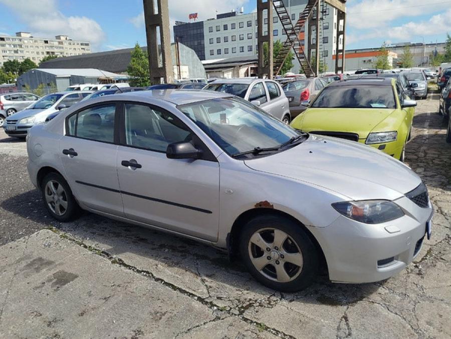 Grey Mazda 3 2007 in Tallinn, with an engine capacity of 1.60 L and mileage of 173 thousand km for 399 €, photo 1 on AUTOMOTO.COM.LV