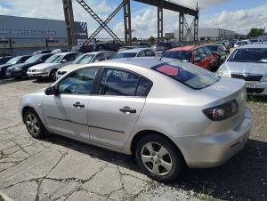 Grey Mazda 3 2007 in Tallinn, with an engine capacity of 1.60 L and mileage of 173 thousand km for 399 €, photo 5 on AUTOMOTO.COM.LV