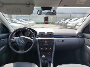 Grey Mazda 3 2007 in Tallinn, with an engine capacity of 1.60 L and mileage of 173 thousand km for 399 €, photo 13 on AUTOMOTO.COM.LV