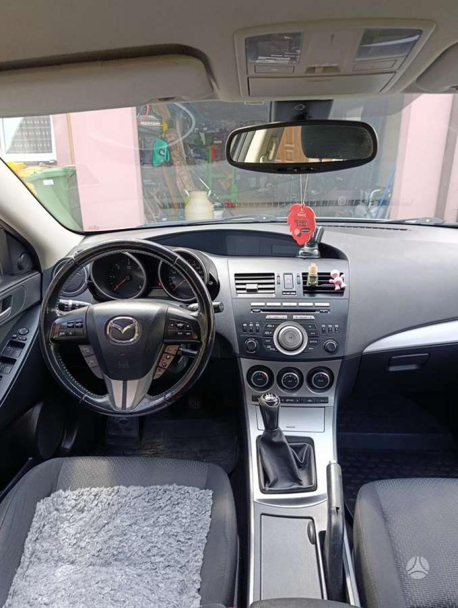 Pelēks Mazda 3 2009 Kuršėnai, ar dzinēja tilpumu 1.60 L un nobraukumu 270 tūkst. km par 1700 €, foto 6 vietnē AUTOMOTO.COM.LV