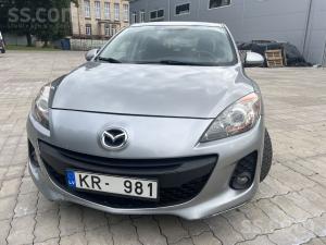 Pelēks Mazda 3 2013 Rīga, ar dzinēja tilpumu 1.60 L un nobraukumu 317 tūkst. km par 2300 €, foto 3 vietnē AUTOMOTO.COM.LV