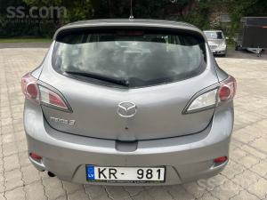 Pelēks Mazda 3 2013 Rīga, ar dzinēja tilpumu 1.60 L un nobraukumu 317 tūkst. km par 2300 €, foto 8 vietnē AUTOMOTO.COM.LV