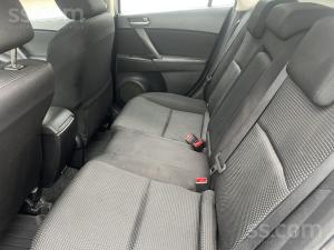 Pelēks Mazda 3 2013 Rīga, ar dzinēja tilpumu 1.60 L un nobraukumu 317 tūkst. km par 2300 €, foto 20 vietnē AUTOMOTO.COM.LV