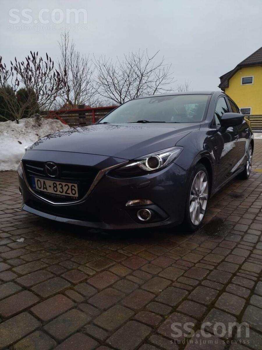 Grey Mazda 3 2014 in Riga, with an engine capacity of 2.20 L and mileage of 180 thousand km for 8790 €, photo 3 on AUTOMOTO.COM.LV