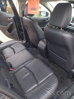 Grey Mazda 3 2014 in Riga, with an engine capacity of 2.20 L and mileage of 180 thousand km for 8790 €, photo 10 on AUTOMOTO.COM.LV