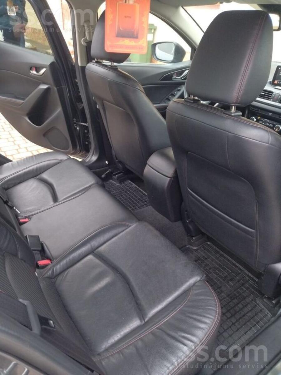 Grey Mazda 3 2014 in Riga, with an engine capacity of 2.20 L and mileage of 180 thousand km for 8790 €, photo 10 on AUTOMOTO.COM.LV