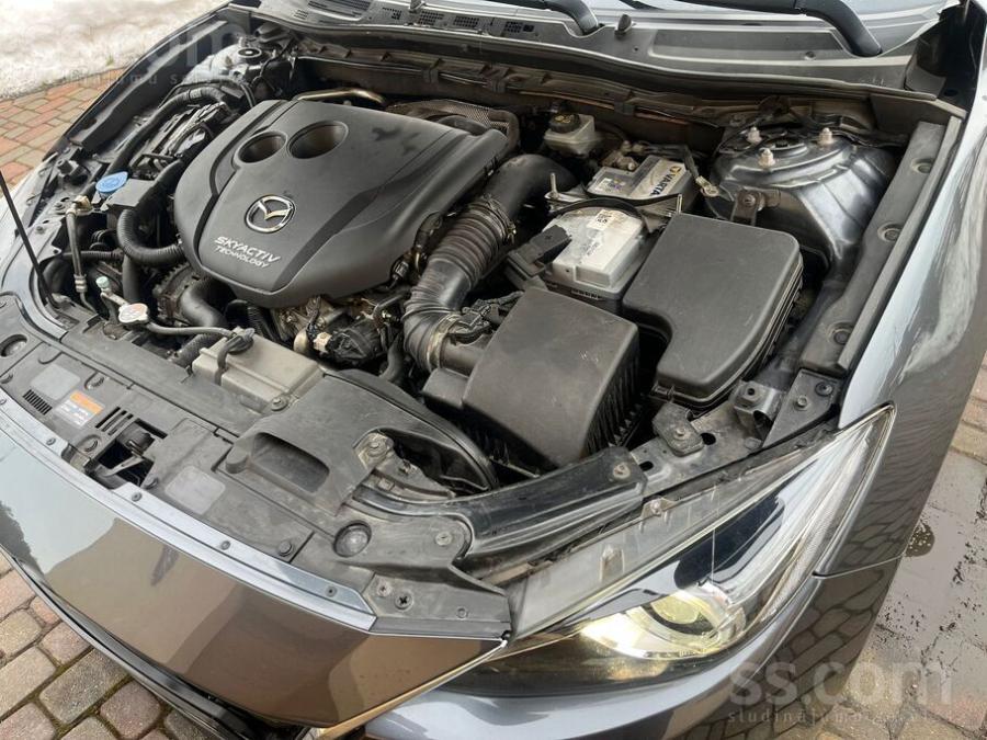 Grey Mazda 3 2014 in Riga, with an engine capacity of 2.20 L and mileage of 180 thousand km for 8790 €, photo 12 on AUTOMOTO.COM.LV