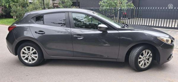 Grey Mazda 3 2014 in Vilnius, with an engine capacity of 2.00 L and mileage of 69 thousand km for 5990 €, photo 3 on AUTOMOTO.COM.LV