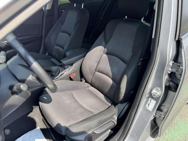 Pelēks Mazda 3 2015 Tauragė, ar dzinēja tilpumu 2.19 L un nobraukumu 172 tūkst. km par 5800 €, foto 10 vietnē AUTOMOTO.COM.LV