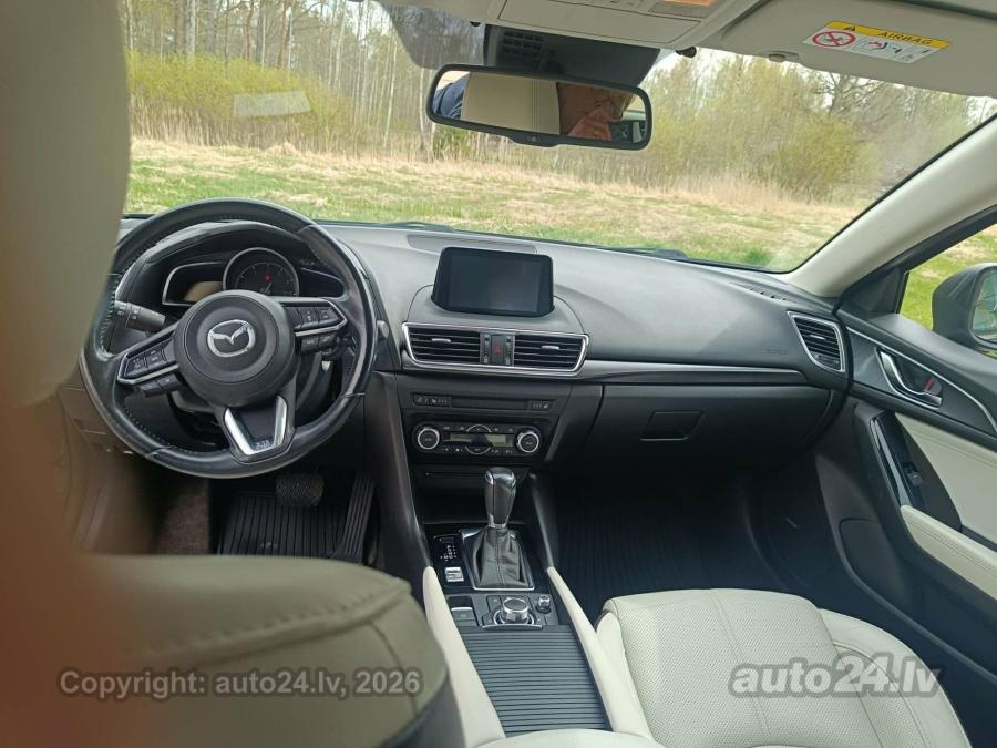 Grey Mazda 3 2017 in Tallinn, with an engine capacity of 2.00 L and mileage of 76 thousand km for 11990 €, photo 7 on AUTOMOTO.COM.LV