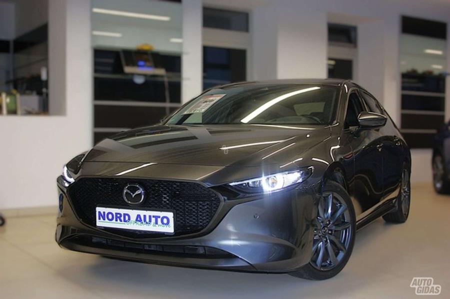 Grey Mazda 3 2019 in Kaunas, with an engine capacity of 2.00 L and mileage of 45 thousand km for 22112 €, photo 1 on AUTOMOTO.COM.LV