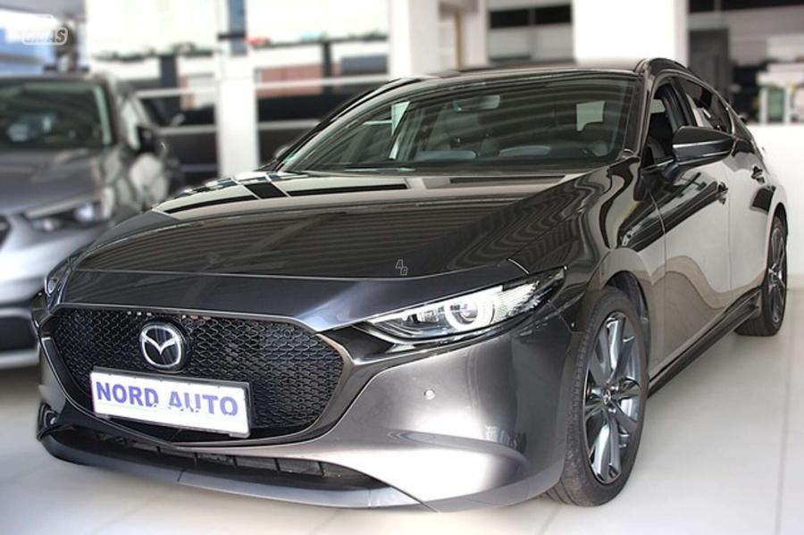 Grey Mazda 3 2019 in Kaunas, with an engine capacity of 2.00 L and mileage of 45 thousand km for 22112 €, photo 2 on AUTOMOTO.COM.LV