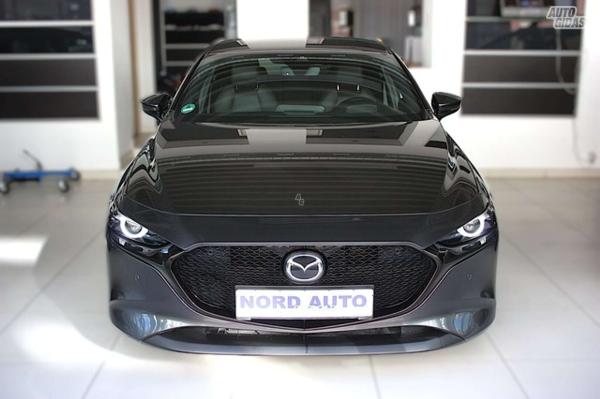 Grey Mazda 3 2019 in Kaunas, with an engine capacity of 2.00 L and mileage of 45 thousand km for 22112 €, photo 3 on AUTOMOTO.COM.LV