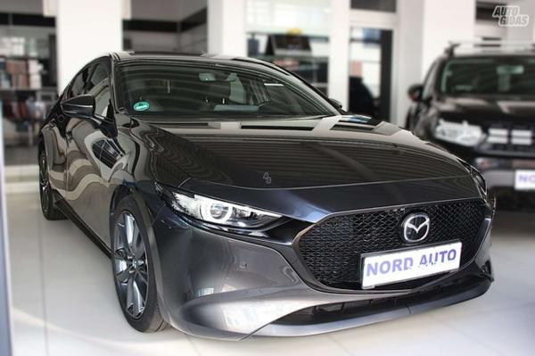 Grey Mazda 3 2019 in Kaunas, with an engine capacity of 2.00 L and mileage of 45 thousand km for 22112 €, photo 4 on AUTOMOTO.COM.LV