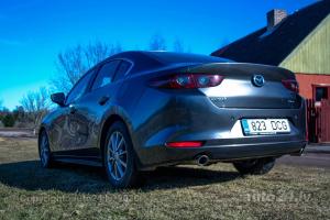 Grey Mazda 3 2019 in Viljandi, with an engine capacity of 2.00 L and mileage of 81 thousand km for 16900 €, photo 5 on AUTOMOTO.COM.LV