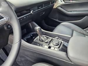 Grey Mazda 3 2020 in Siauliai, with an engine capacity of 2.50 L and mileage of 63 thousand km for 16888 €, photo 13 on AUTOMOTO.COM.LV