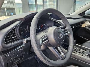 Pelēks Mazda 3 2020 Šauļi, ar dzinēja tilpumu 2.49 L un nobraukumu 64 tūkst. km par 16888 €, foto 9 vietnē AUTOMOTO.COM.LV