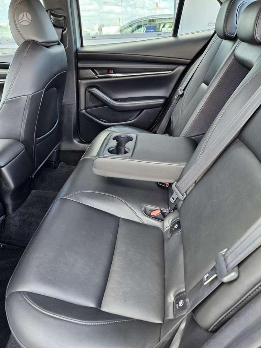 Pelēks Mazda 3 2020 Šauļi, ar dzinēja tilpumu 2.49 L un nobraukumu 64 tūkst. km par 16888 €, foto 11 vietnē AUTOMOTO.COM.LV