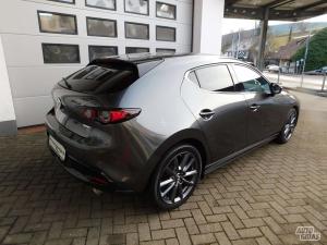 Grey Mazda 3 2021 in Kaunas, with an engine capacity of 2.00 L and mileage of 74 thousand km for 22212 €, photo 4 on AUTOMOTO.COM.LV