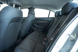 Pelēks Mazda 3 2021 Rīga, ar dzinēja tilpumu 2.00 L un nobraukumu 36 tūkst. km par 17490 €, foto 18 vietnē AUTOMOTO.COM.LV