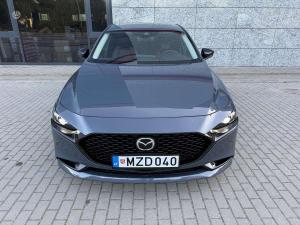 Grey Mazda 3 2023 in Klaipeda, with an engine capacity of 2.49 L and mileage of 23 thousand km for 16900 €, photo 4 on AUTOMOTO.COM.LV