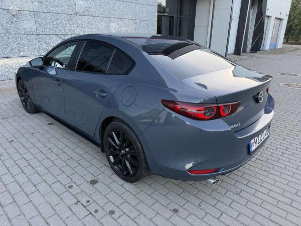 Grey Mazda 3 2023 in Klaipeda, with an engine capacity of 2.49 L and mileage of 23 thousand km for 16900 €, photo 10 on AUTOMOTO.COM.LV