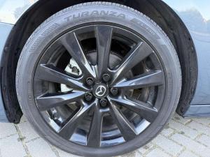 Grey Mazda 3 2023 in Klaipeda, with an engine capacity of 2.49 L and mileage of 23 thousand km for 16900 €, photo 20 on AUTOMOTO.COM.LV