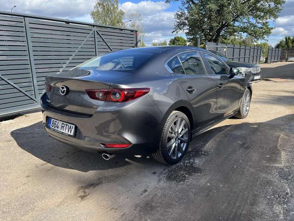Mazda 3 2026 Kauņa vietnē Pelēks Mazda 3 2026 Kauņa, ar dzinēja tilpumu 2.49 L un nobraukumu 3 tūkst. km par 13900 €, foto 4 vietnē AUTOMOTO.COM.LV