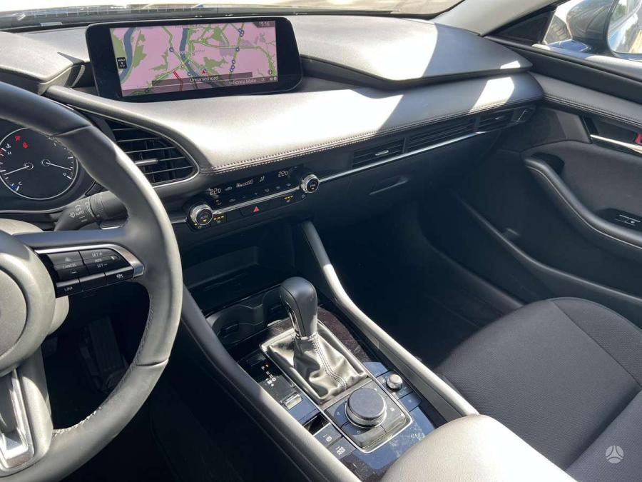 Pelēks Mazda 3 2026 Kauņa, ar dzinēja tilpumu 2.49 L un nobraukumu 3 tūkst. km par 13900 €, foto 20 vietnē AUTOMOTO.COM.LV