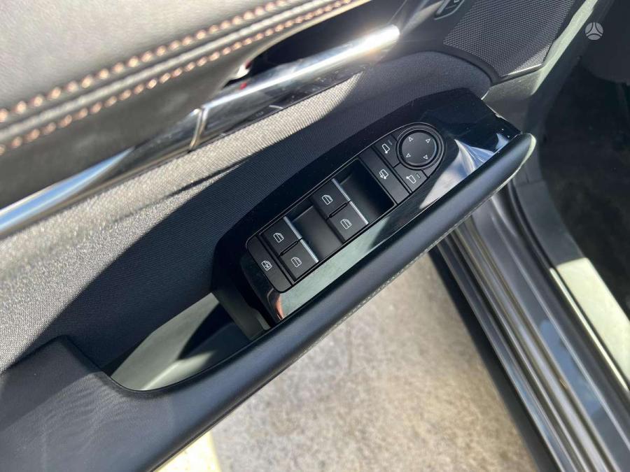 Pelēks Mazda 3 2026 Kauņa, ar dzinēja tilpumu 2.49 L un nobraukumu 3 tūkst. km par 13900 €, foto 42 vietnē AUTOMOTO.COM.LV