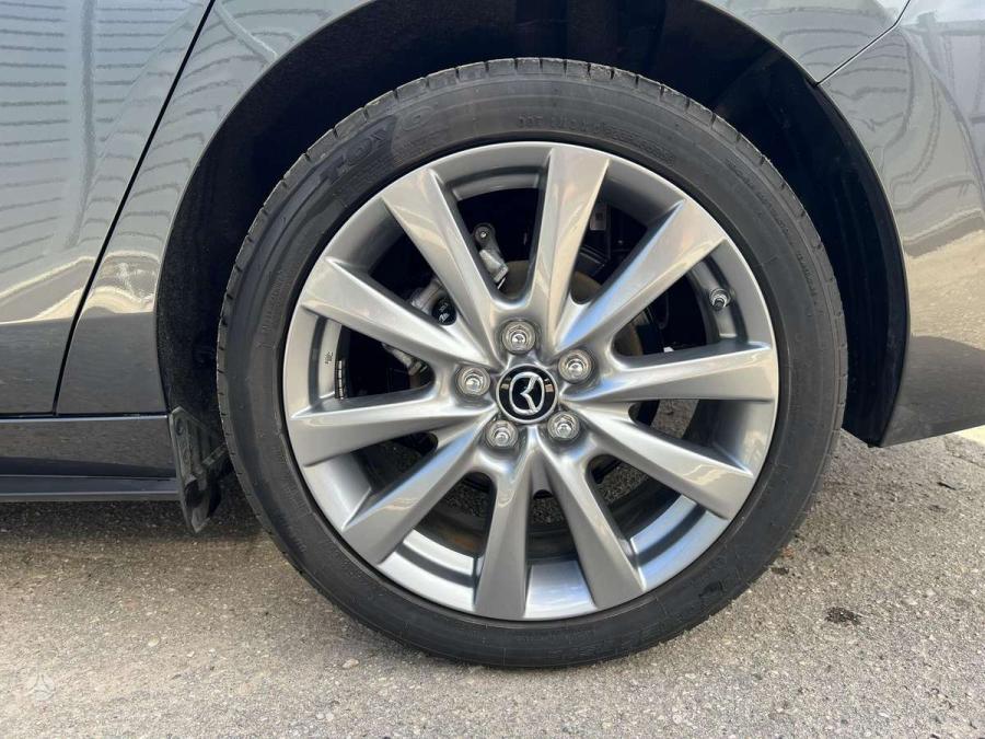 Pelēks Mazda 3 2026 Kauņa, ar dzinēja tilpumu 2.49 L un nobraukumu 3 tūkst. km par 13900 €, foto 46 vietnē AUTOMOTO.COM.LV